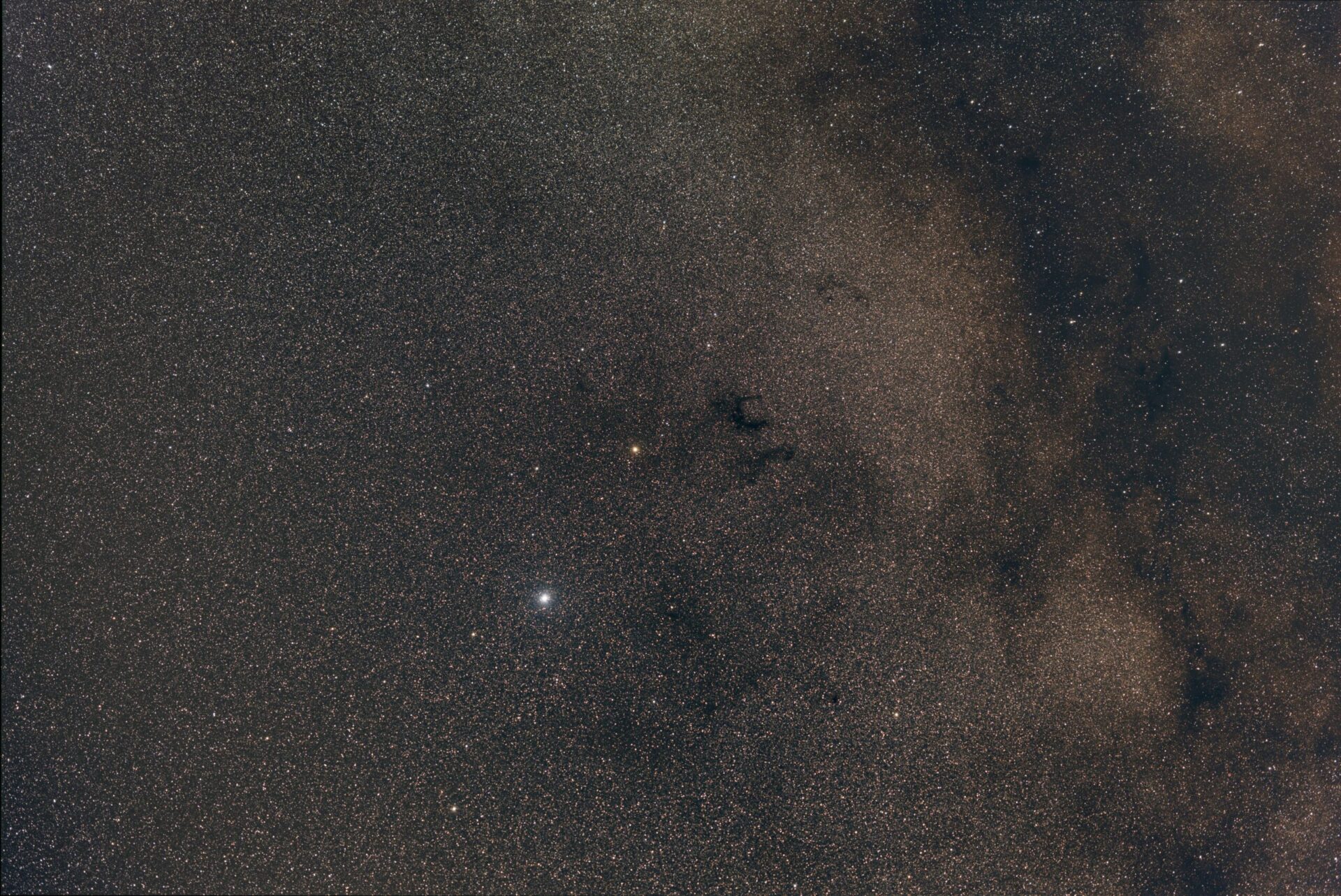 BARNARD 142 - Astronomischer Arbeitskreis Salzkammergut